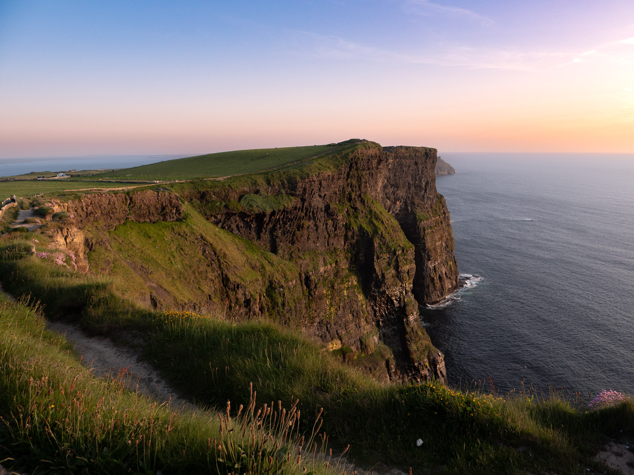 The Cliffs of Moher Ireland (Where to Stay and When to Visit) - Travel ...
